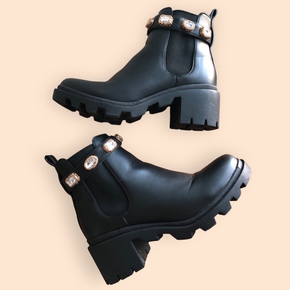 Steve Madden | Shoes | Steve Madden Amulet Jewel Embellished Lug Sole ...